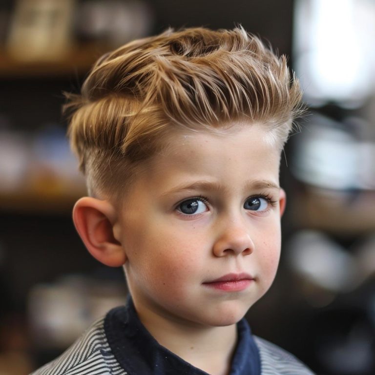 30 Frische Kurzhaarschnitte für Jungs Die Neuesten Trends